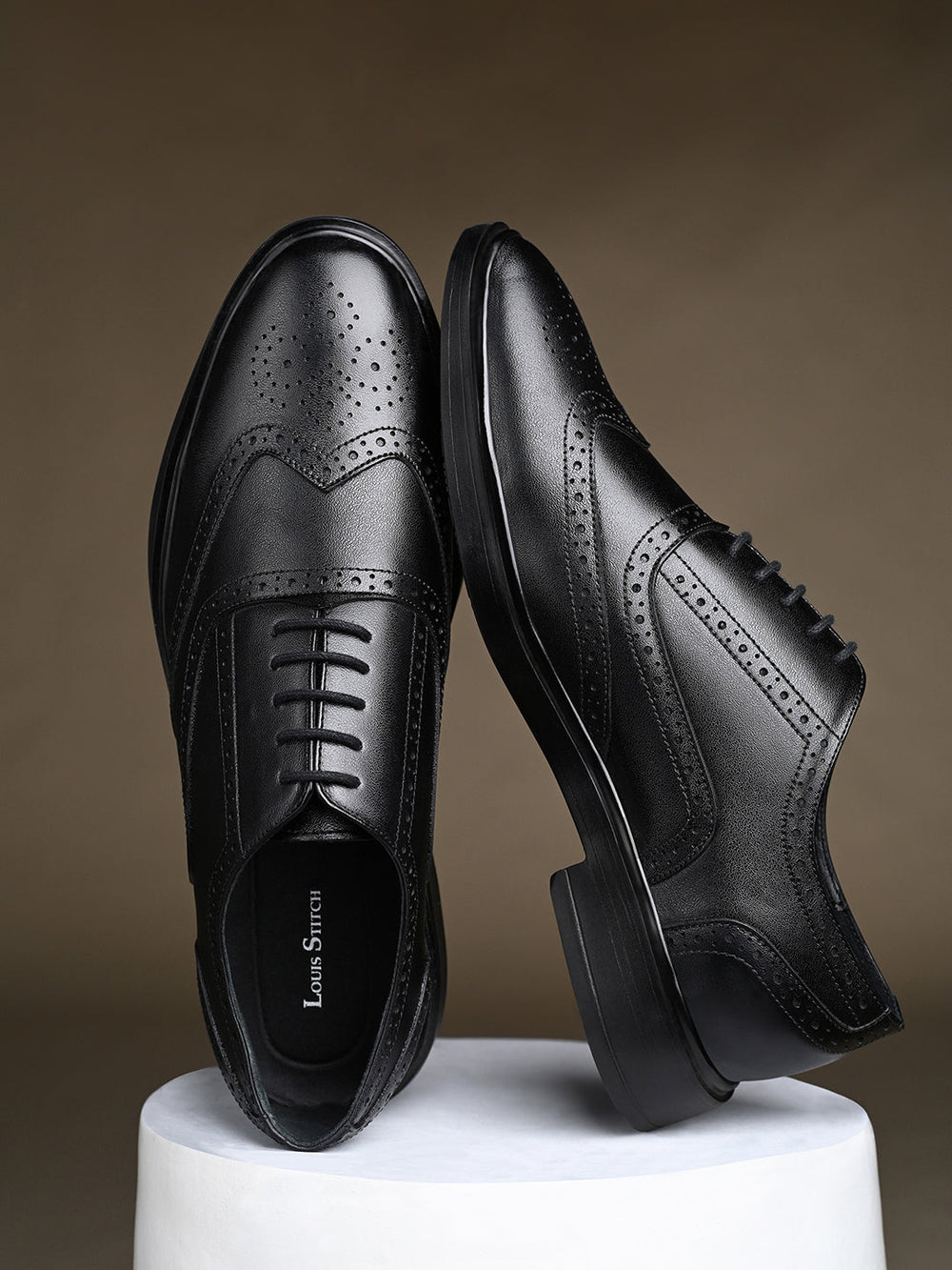 Egyptian Black Leather Lace-Up Lightweight Formal Brogues
