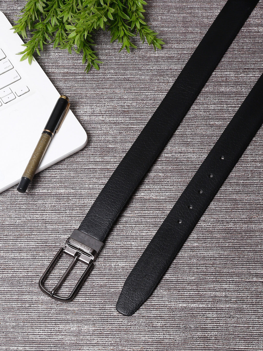 Men's Leather Belt | Shop Genuine Leather Belts For Men At LOUIS STITCH